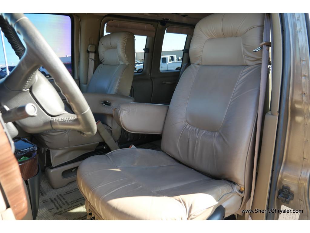 2000 GMC Conversion Van - Geneva SVS 7 Passenger | 28678CT | Paul ...