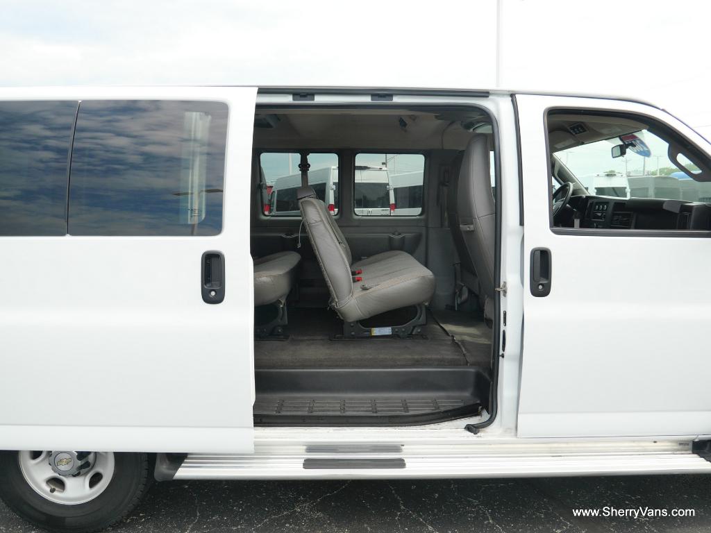 2016 Chevrolet Express - Passenger 12 Passenger | 30281AT | Paul Sherry ...