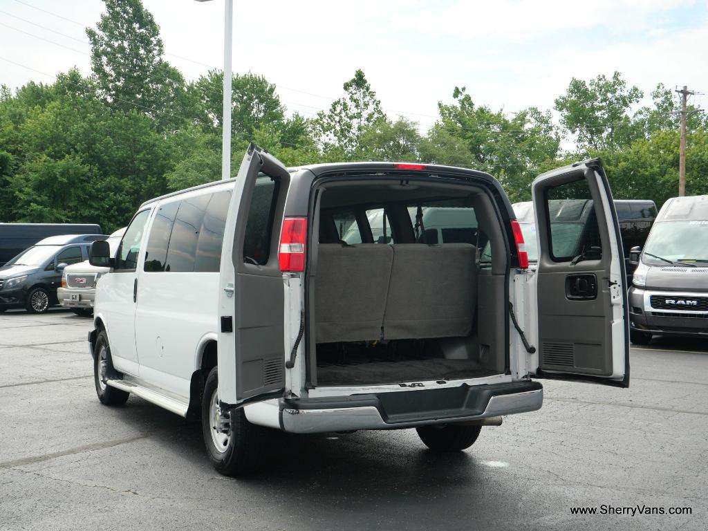 2016 Chevrolet Express - Passenger 12 Passenger | 30281AT | Paul Sherry ...