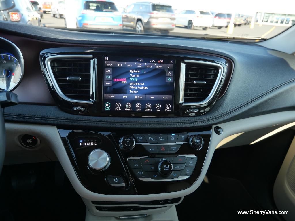 2019 Chrysler Pacifica - VMI Mobility | CP16643AT | Paul Sherry ...