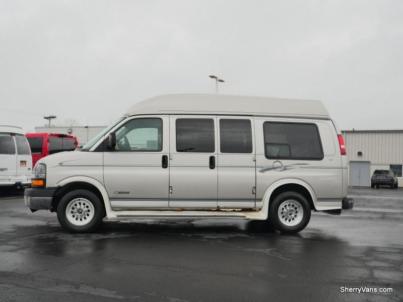 2006 Chevrolet Conversion Van - Chariot Mobility | CP16731AT | Paul ...