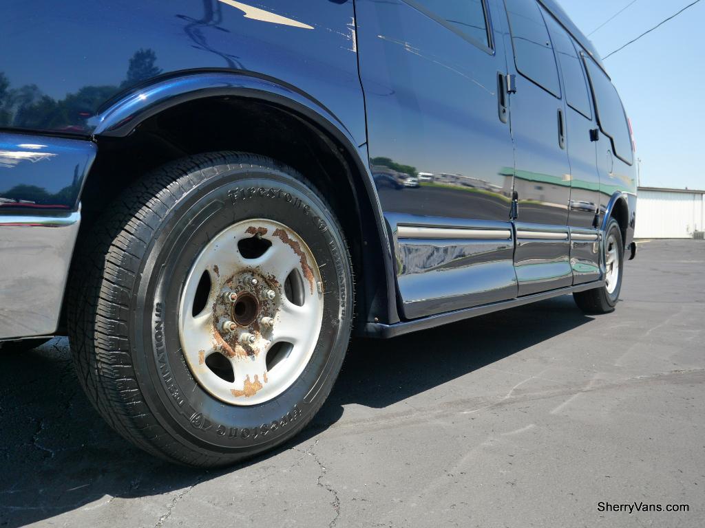 2006 GMC Conversion Van - Regency 7 Passenger | 30389AT | Paul Sherry ...