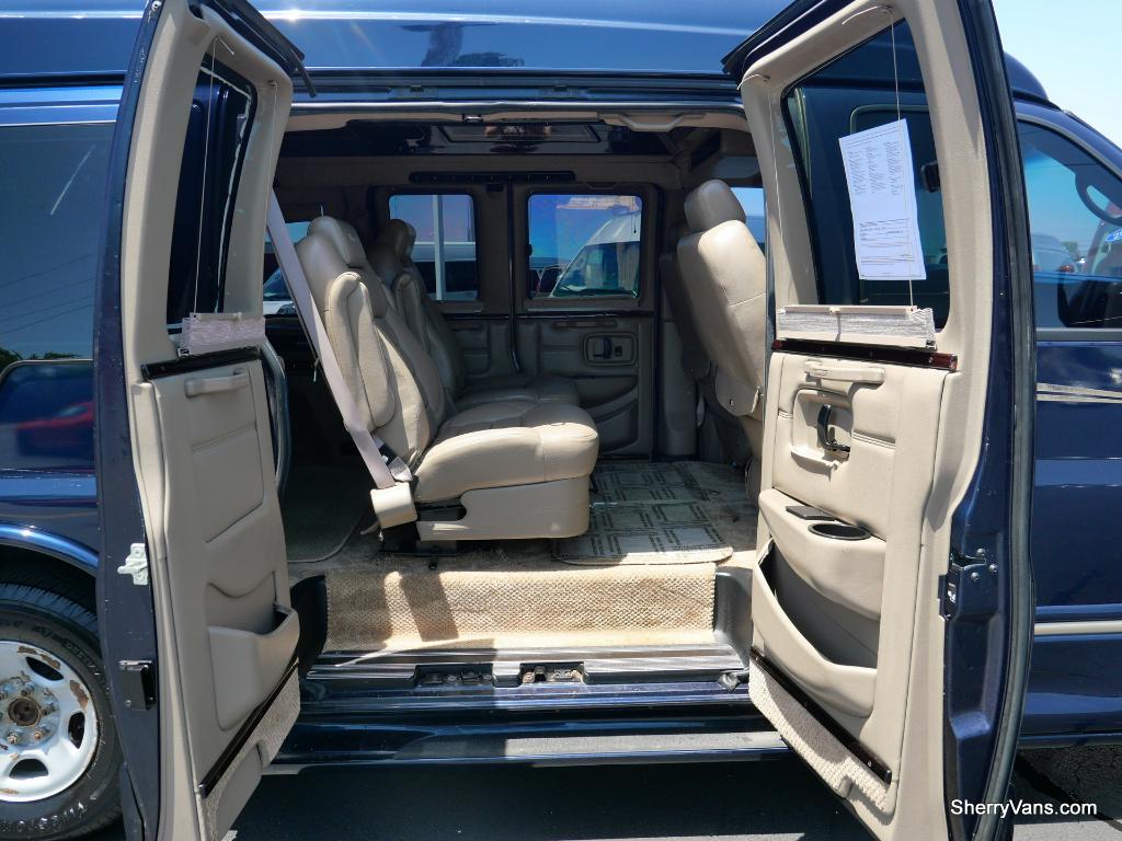 2006 GMC Conversion Van - Regency 7 Passenger | 30389AT | Paul Sherry ...