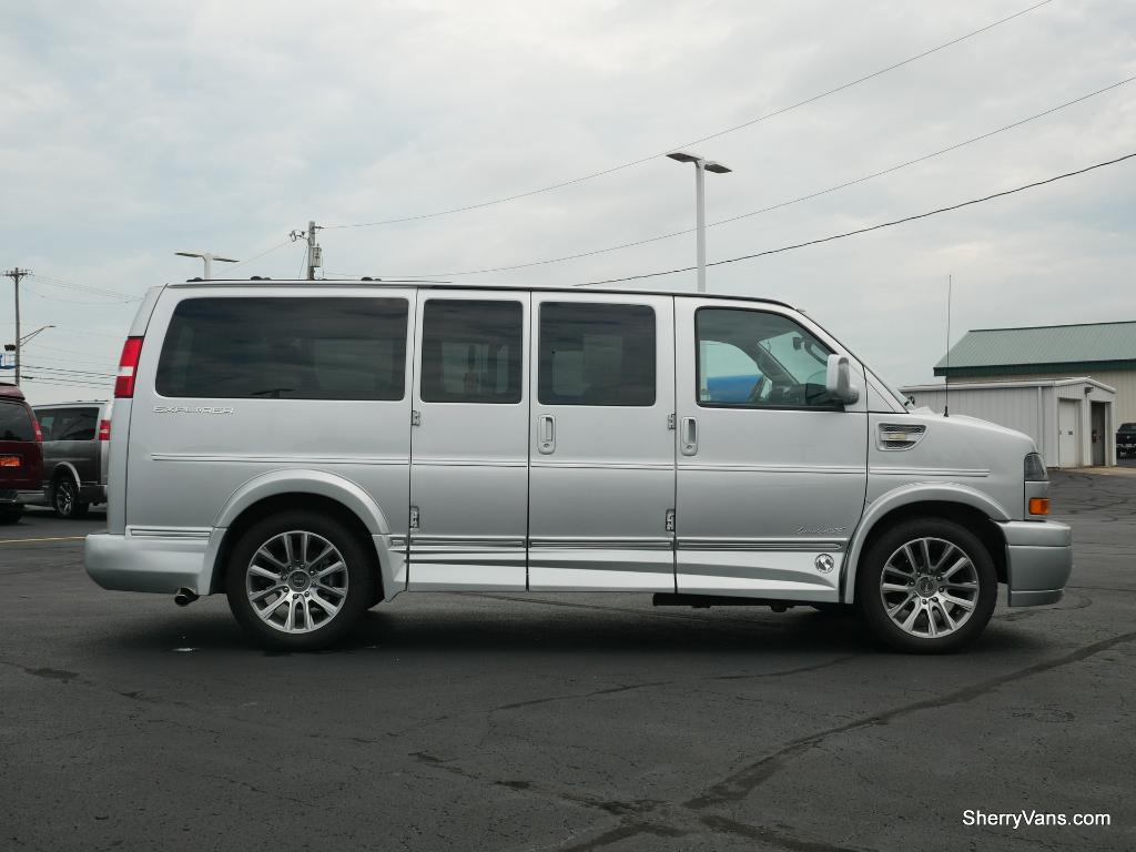 2020 GMC Conversion Van - Explorer Vans Mobility | CP16741T | Paul ...