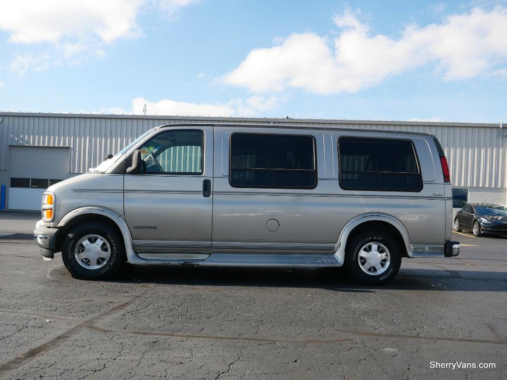 2001 GMC Conversion Van - Chariot Mobility | CP16877 | Paul Sherry ...