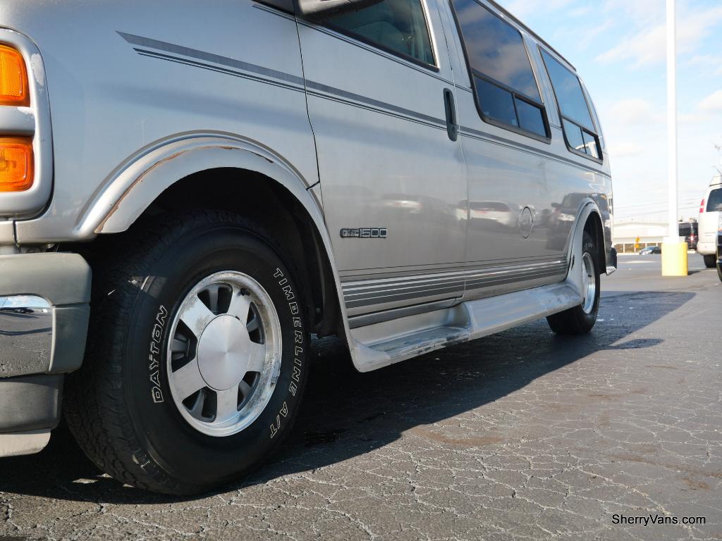 2001 GMC Conversion Van - Chariot Mobility | CP16877 | Paul Sherry ...