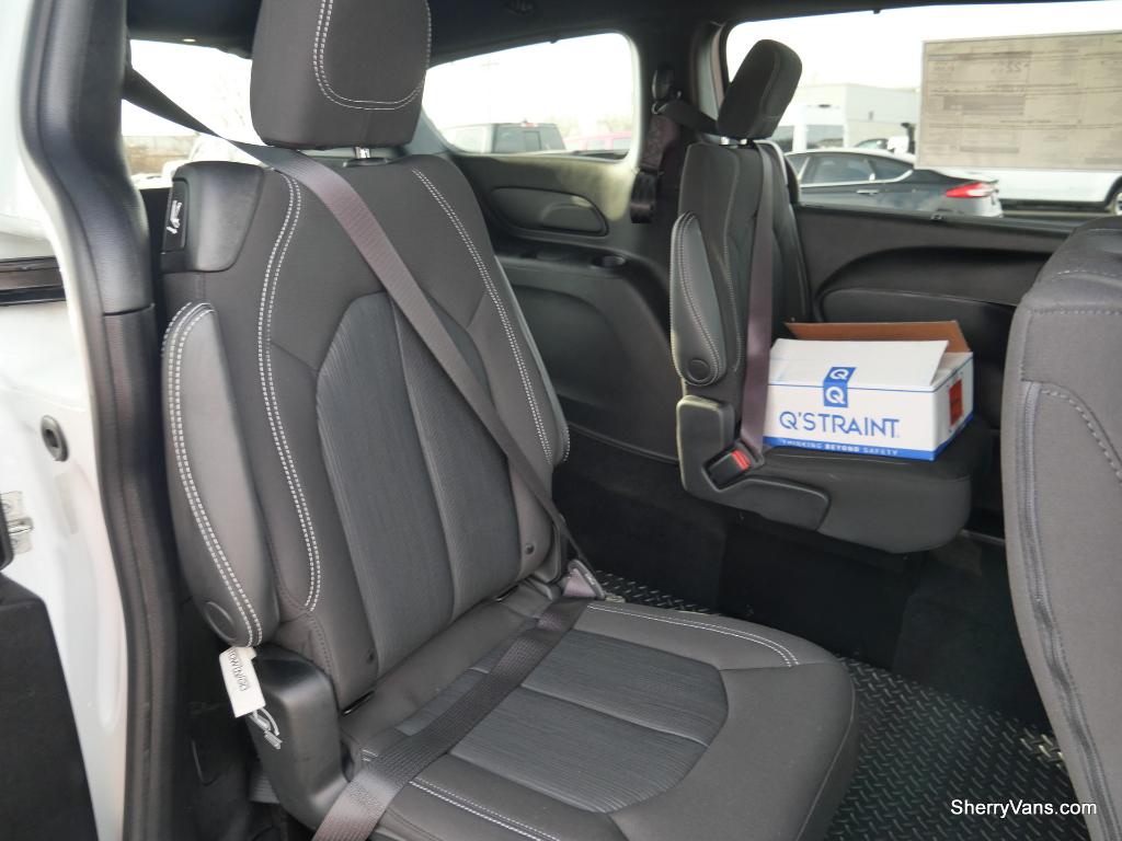2022 Chrysler Pacifica – ATS Rear-Entry Mobility | 30763T | Conversion ...