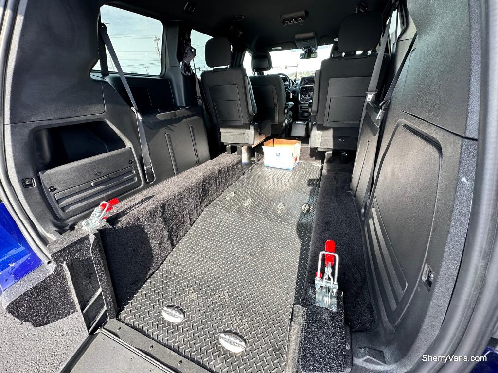2020 Dodge Grand Caravan - ATS Rear-Entry Mobility | CP16890T | Paul ...