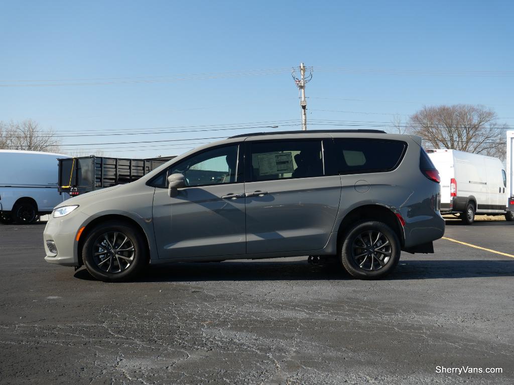 2022 Chrysler Pacifica – ATS Rear-Entry Mobility | 30832T | Conversion ...
