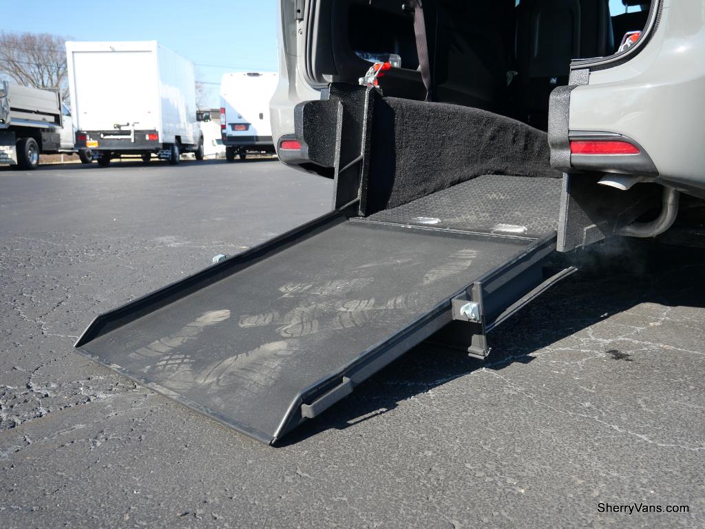 2022 Chrysler Pacifica – ATS Rear-Entry Mobility | 30832T | Conversion ...