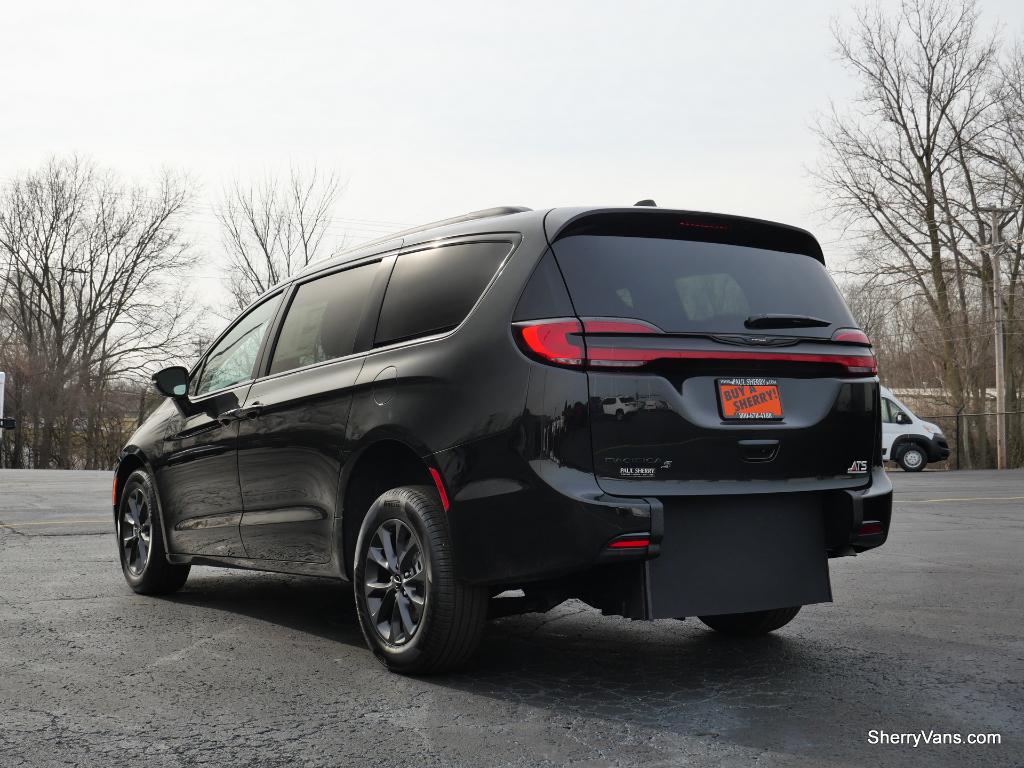 2022 Chrysler Pacifica – ATS Rear-Entry Mobility | 30831T | Conversion ...