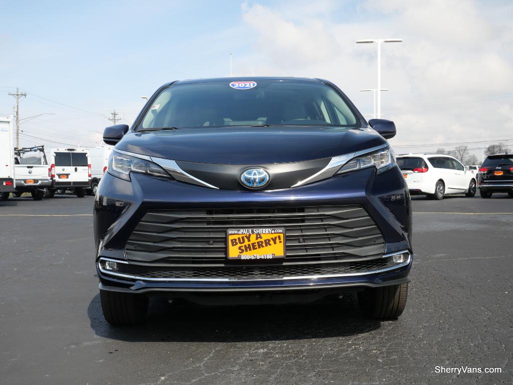 2021 Toyota Sienna – BraunAbility Side-Entry Mobility | 30830AT ...