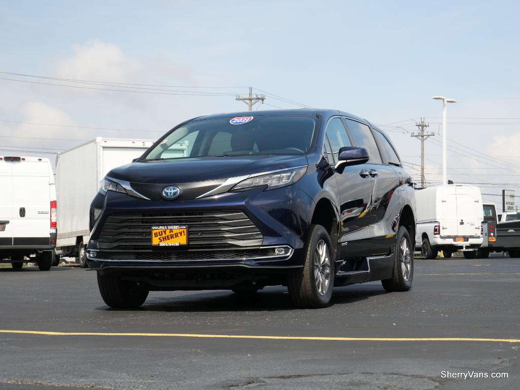 2021 Toyota Sienna – BraunAbility Side-Entry Mobility | 30830AT ...