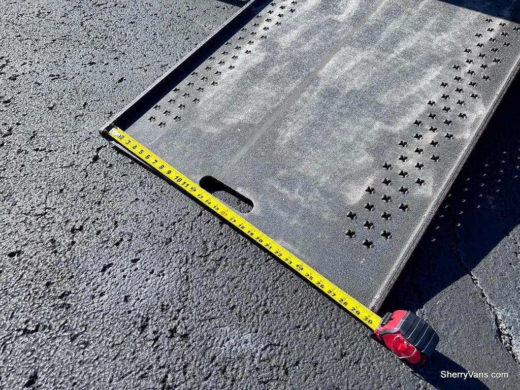 2016 Chrysler Town & Country - Rollx Side-Entry Mobility | CP16896BT ...