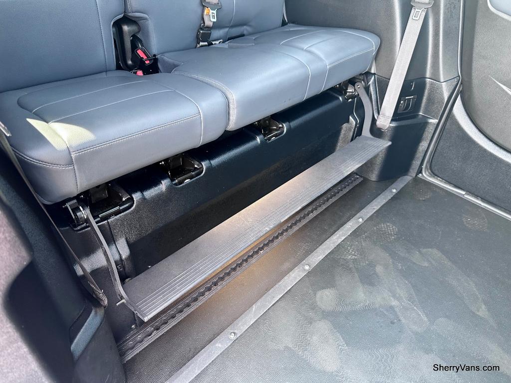 2021 Chevrolet Traverse - BraunAbility Side-Entry Mobility | 30411AT ...