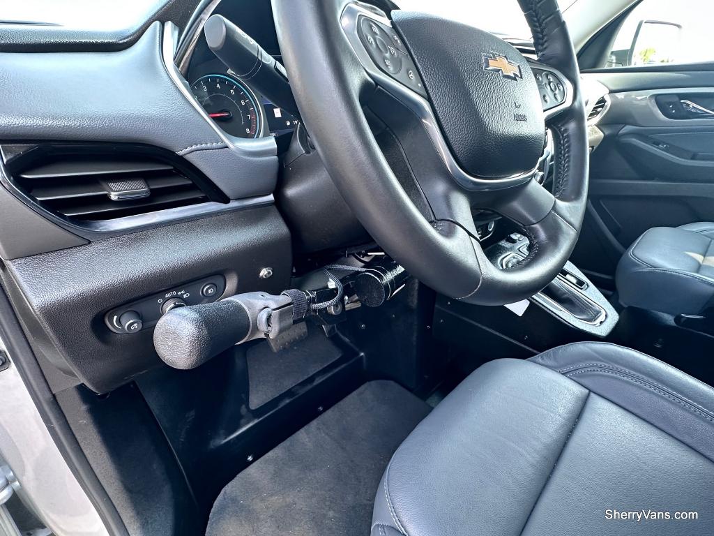 2021 Chevrolet Traverse - BraunAbility Side-Entry Mobility | 30411AT ...