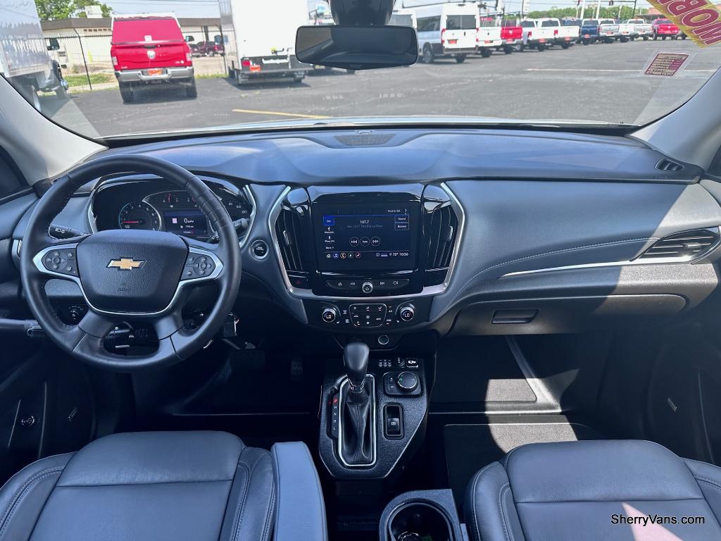 2021 Chevrolet Traverse - BraunAbility Side-Entry Mobility | 30411AT ...