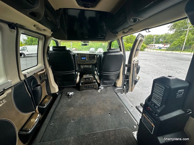 2012 Chevrolet Conversion Van - Southern Comfort Side-Entry Mobility ...