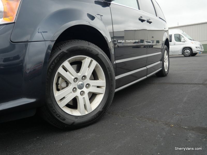 2013 Dodge Grand Caravan - Braun Side-Entry Mobility | CP16871AT | Paul ...
