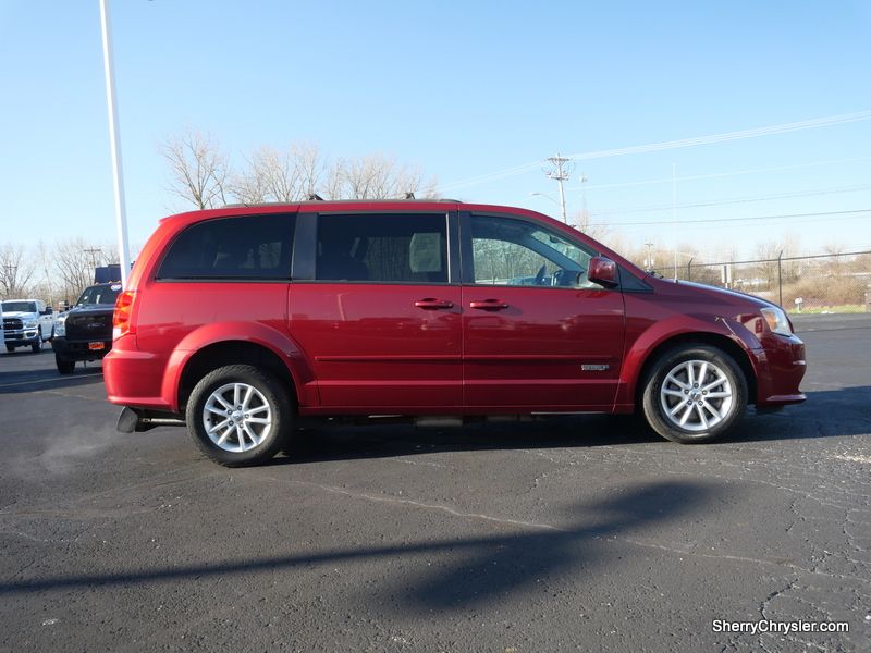 2015 Dodge Grand Caravan - AutoAbility Rear-Entry Mobility | 31003AT ...