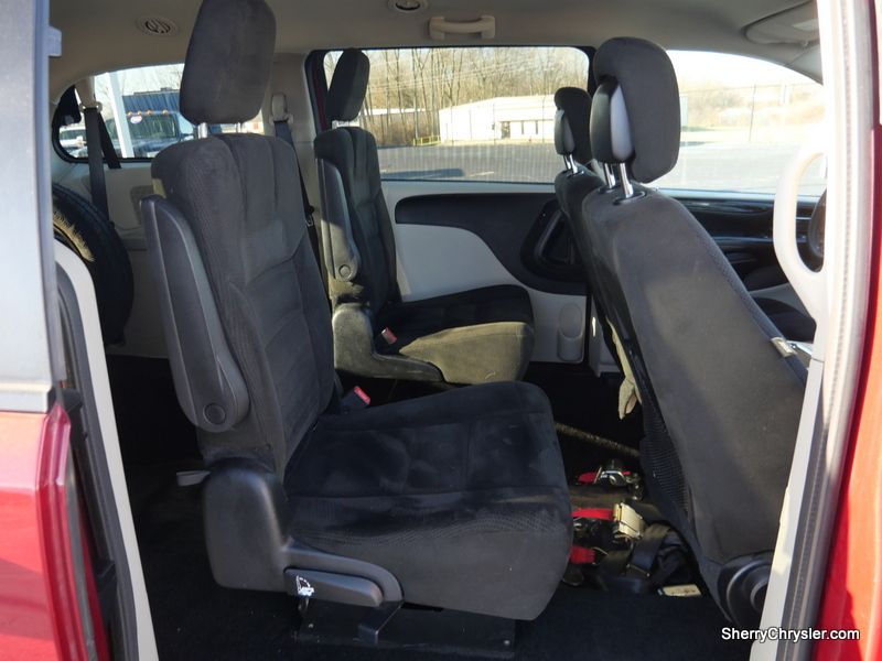 2015 Dodge Grand Caravan - AutoAbility Rear-Entry Mobility | 31003AT ...