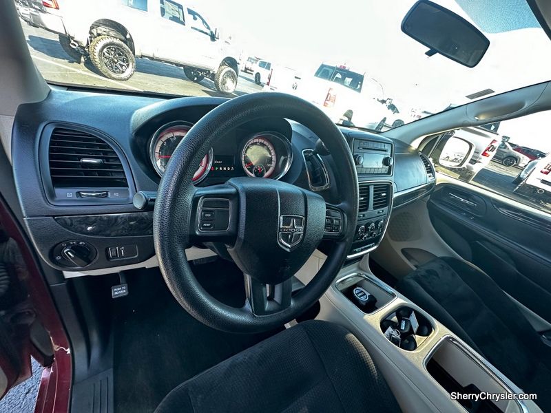 2015 Dodge Grand Caravan - AutoAbility Rear-Entry Mobility | 31003AT ...