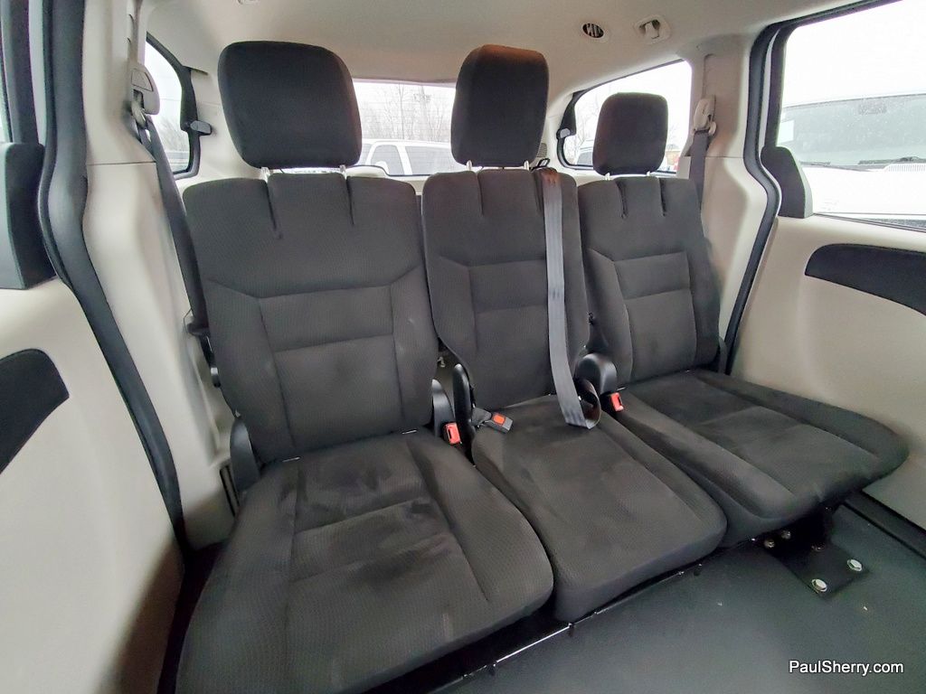 2019 Dodge Grand Caravan - MobilityWorks Rear-Entry Mobility | CP17359T ...