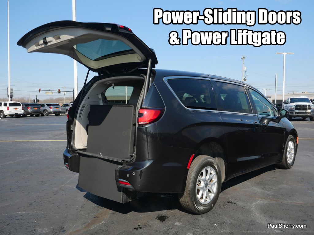 2023 Chrysler Pacifica - ATS Rear-Entry Mobility | CP17389T | Paul ...