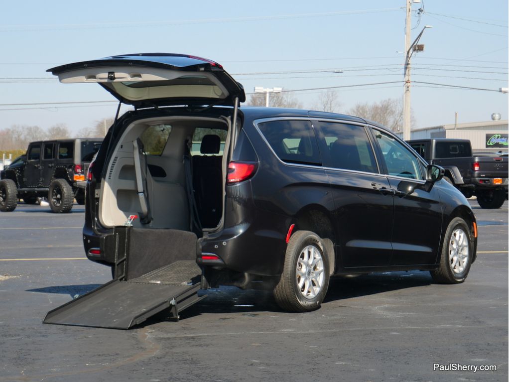 2023 Chrysler Pacifica - ATS Rear-Entry Mobility | CP17389T | Paul ...